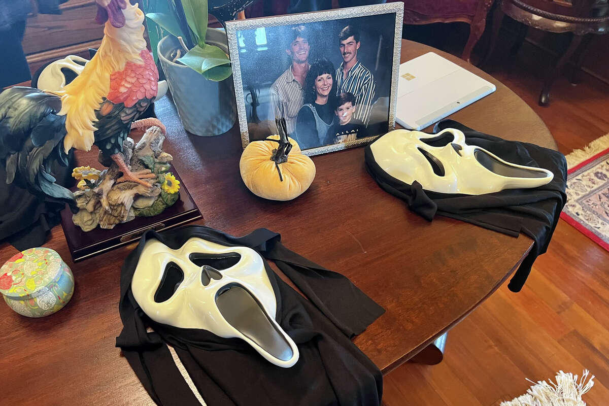 The bloodthirsty fandom of the Bay Area ‘Scream’ house