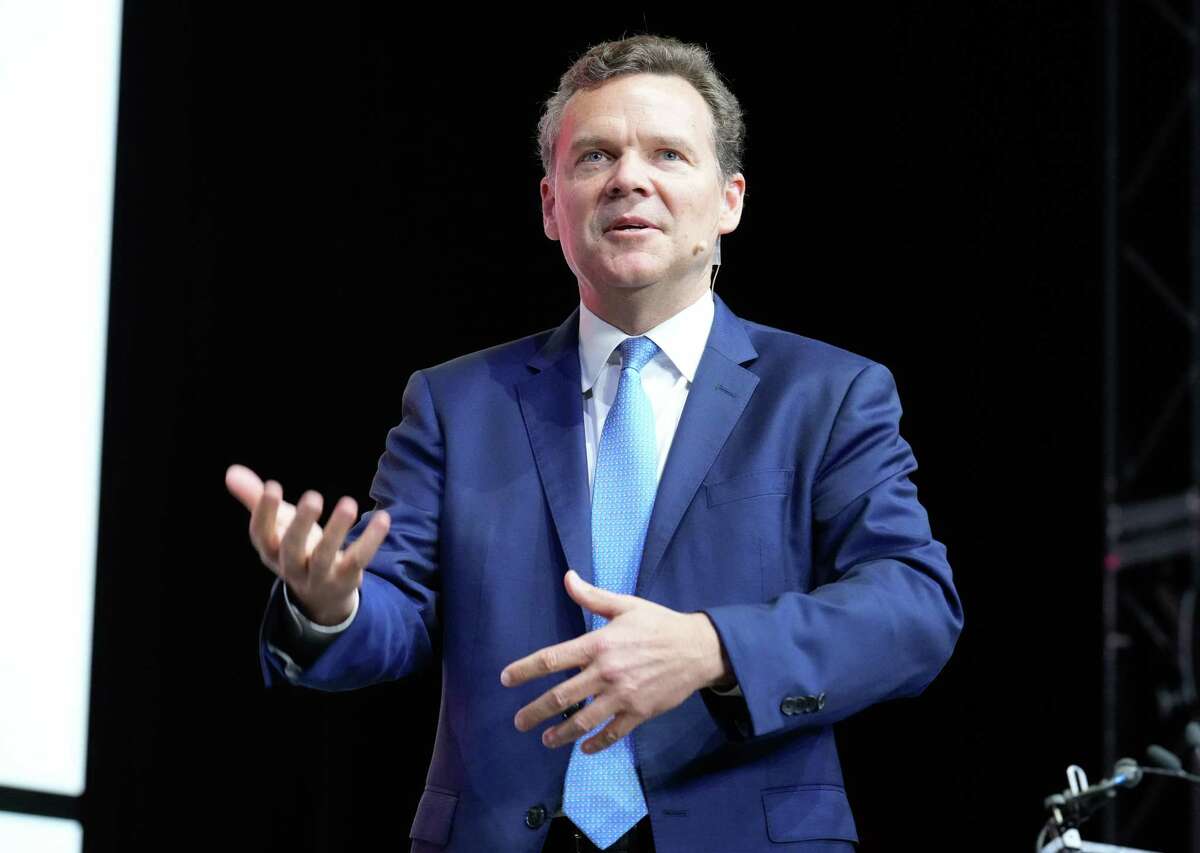 Dow, Huntsman CEOs hit different notes at chemicals conference