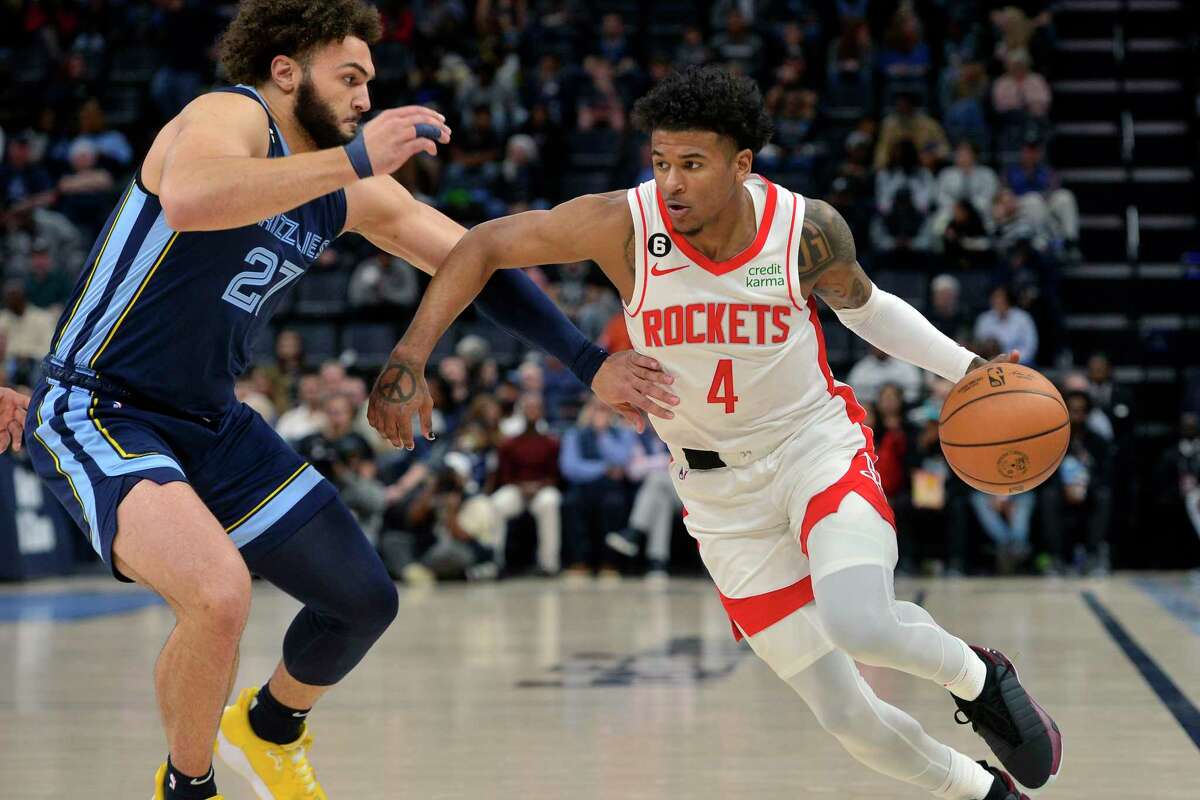 Houston Rockets: Memphis pulls away late for hard-fought victory