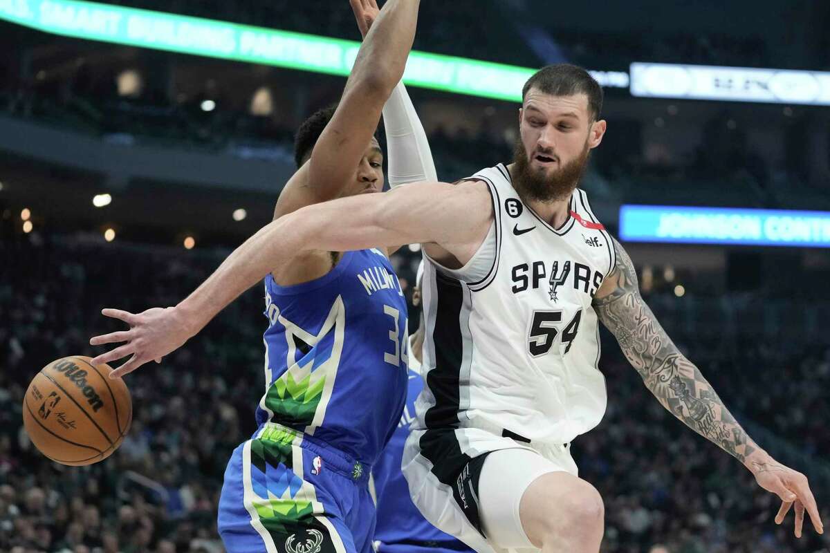 Spurs' Sandro Mamukelashvili turning heads at FIBA World Cup
