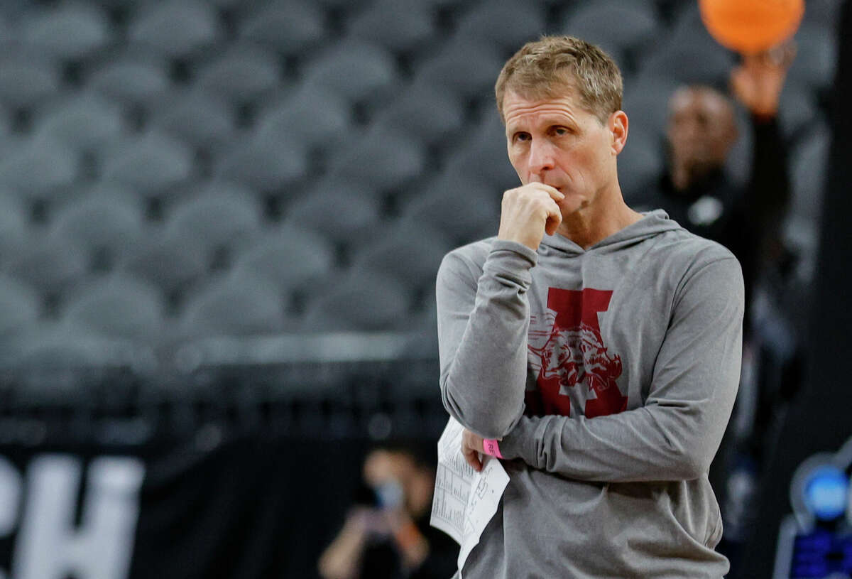 Salary for each head coach in NCAA Tournament's Sweet 16