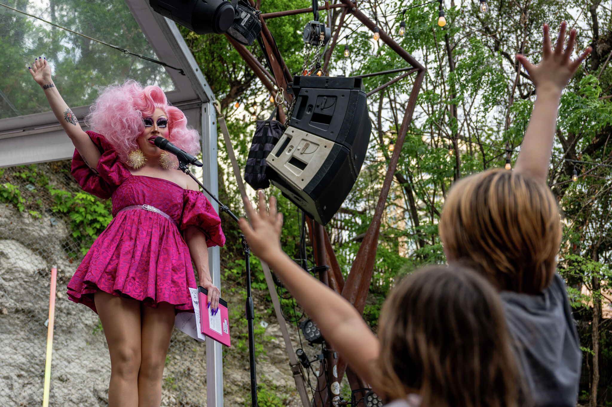 ACLU, drag queen sues Texas over 'drag ban' law
