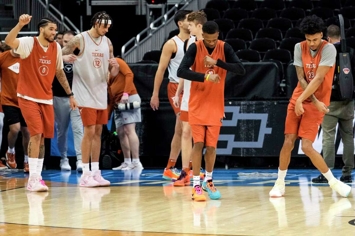 NCAA Tournament: Texas has no time to waste against Xavier in Sweet 16