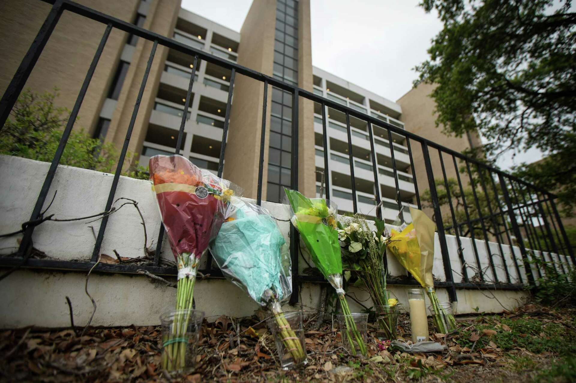 University of Houston to renovate Agnes Arnold Hall
