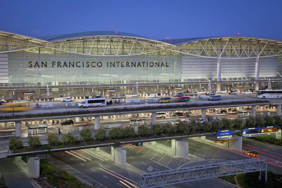SFO parking: Everything to know before you fly