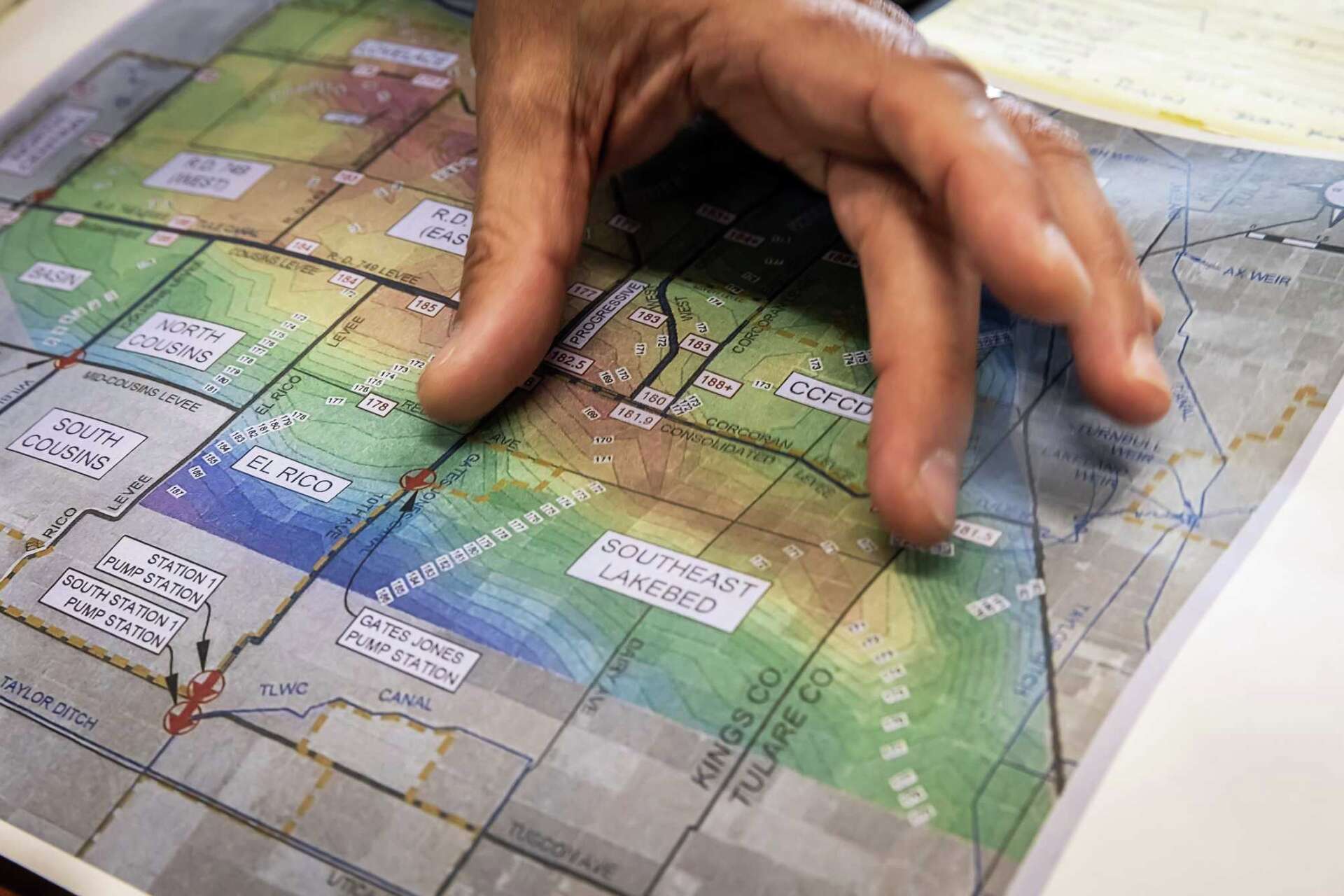 Floodwaters rushing back to long-dead California lake