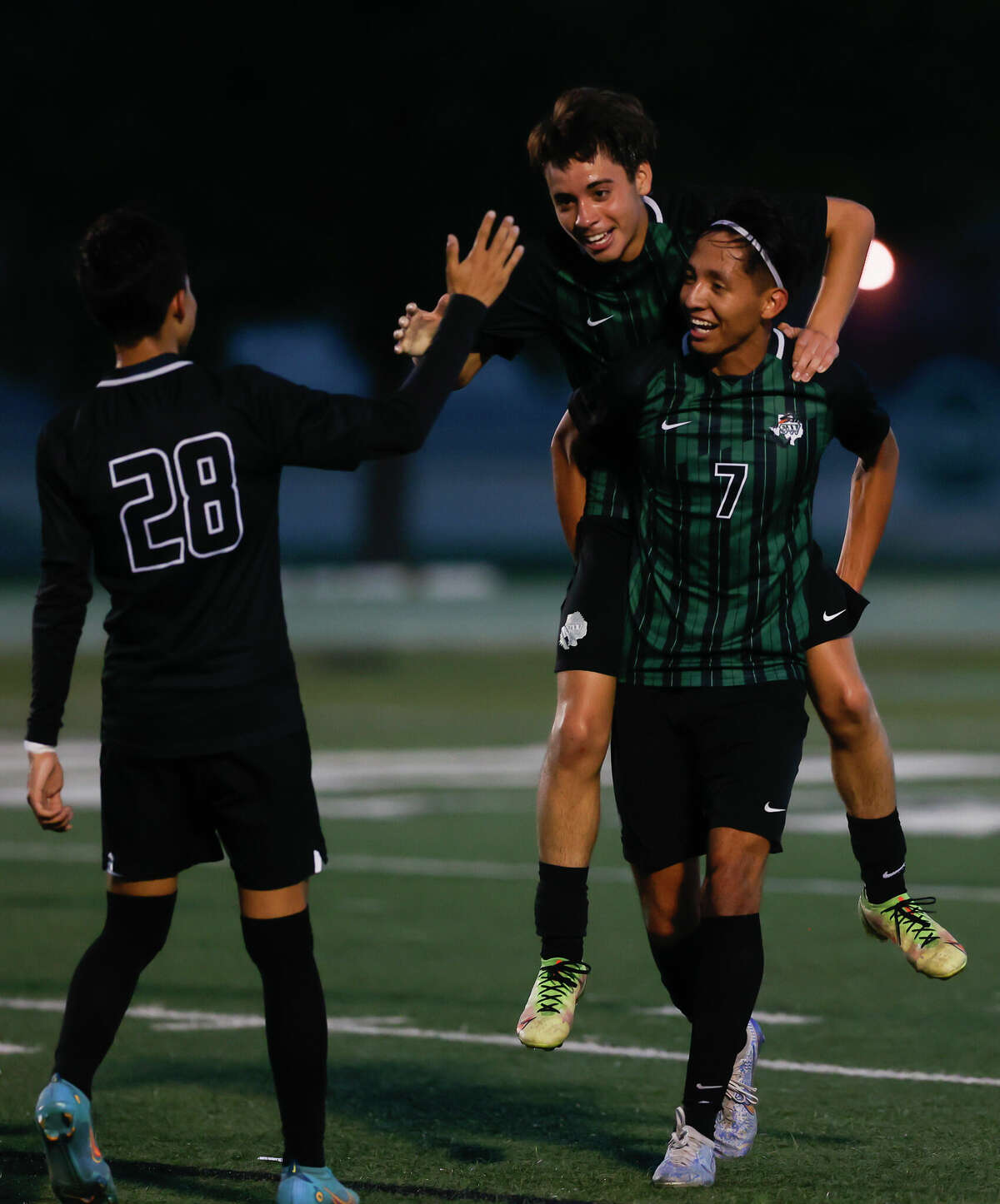 Southwest boys and girls start Class 5A playoffs with shutout wins