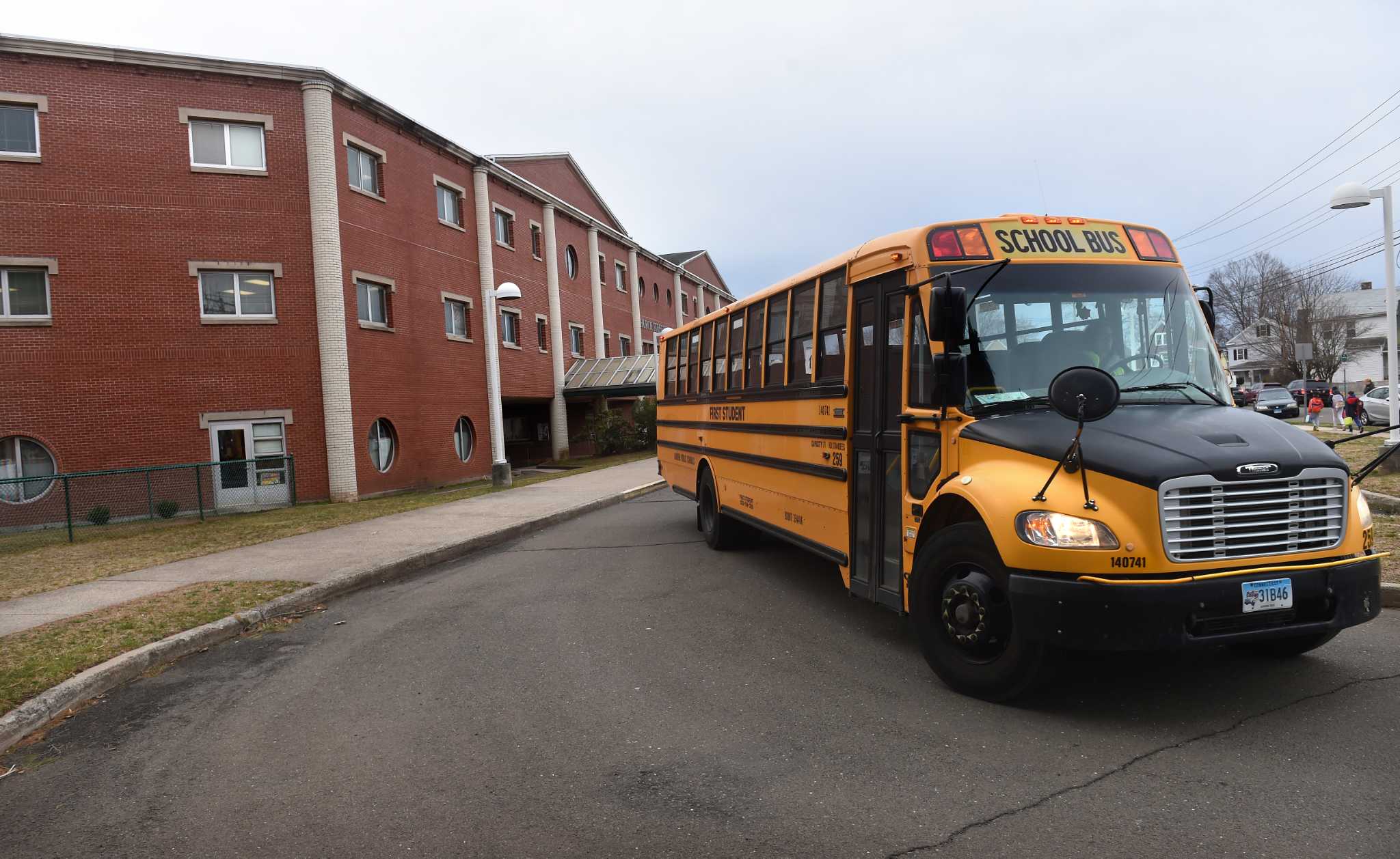 Hamden schools work to address parent complaints about late buses