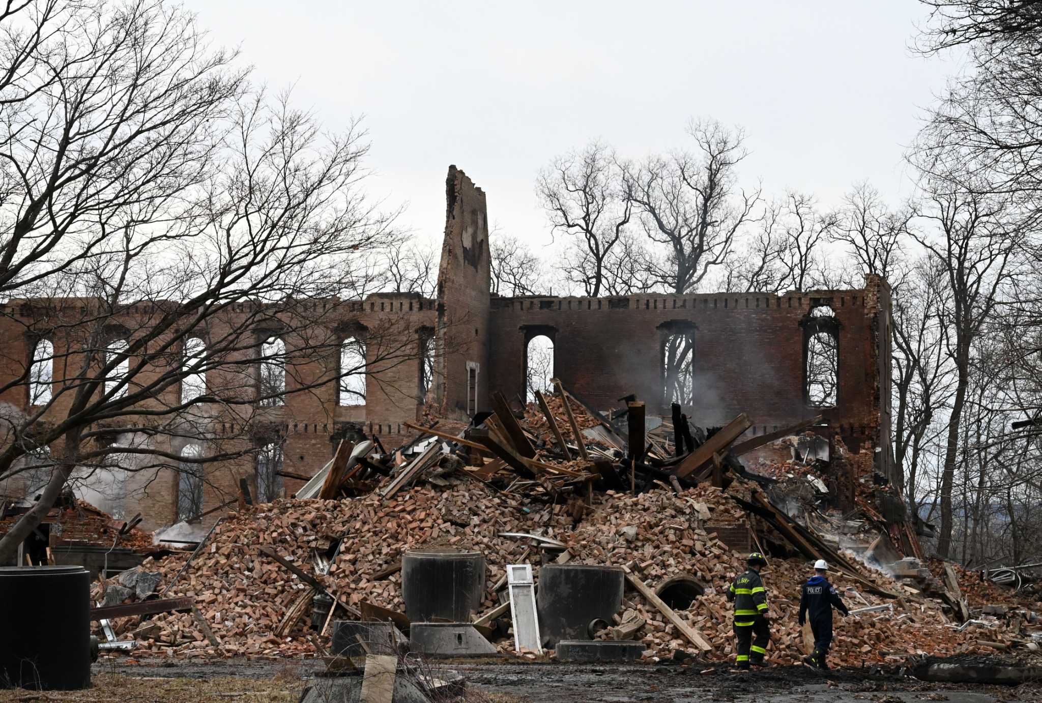 Albany historians work to prevent another Kenwood Academy fire