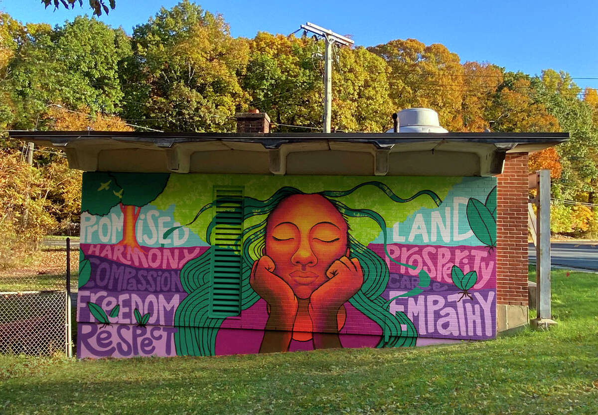Where to find outdoor murals and public art in CT