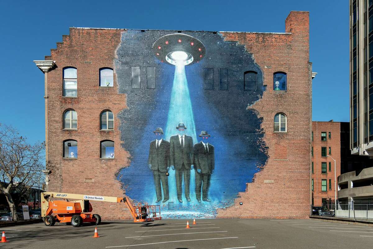 Where to find outdoor murals and public art in CT