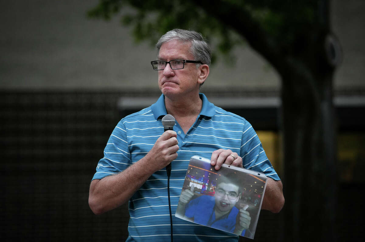 How the University of Houston should fight suicide (Opinion)