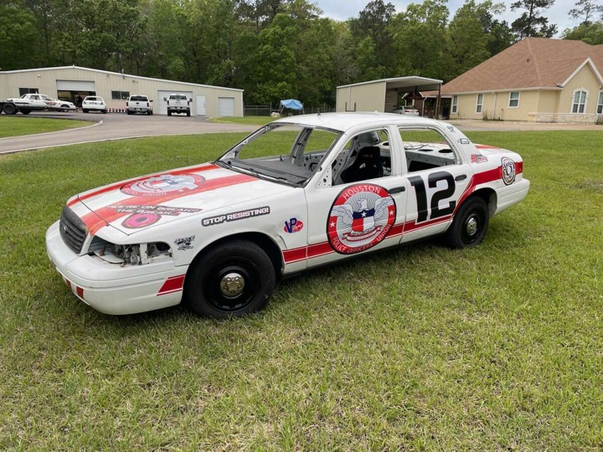 Houston police union face local street racers at Cleveland speedway