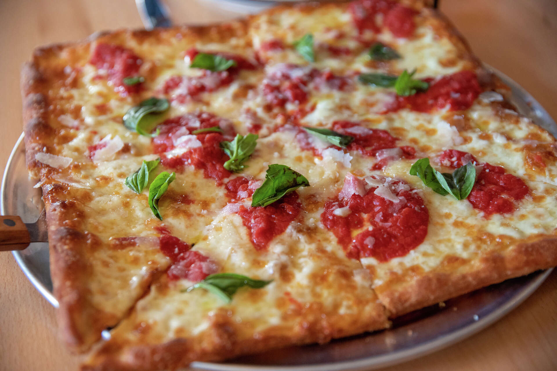 Lines down the block for Berkeley's latest buzzy pizzeria