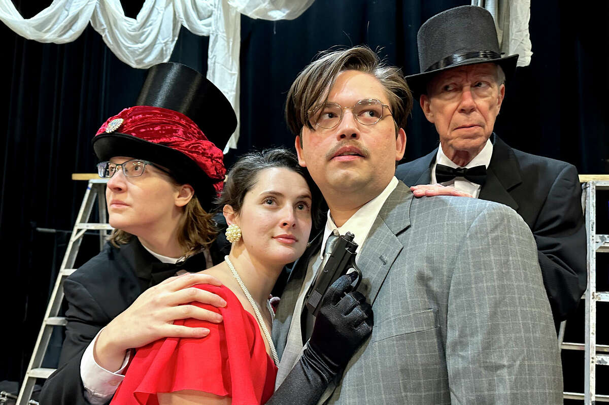 Beaumont theater takes on Alfred Hitchcock thriller 'The 39 Steps'