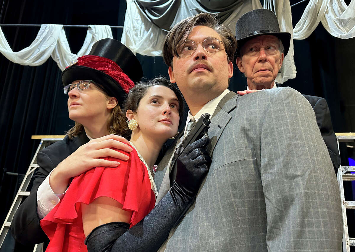 Beaumont theater takes on Alfred Hitchcock thriller 'The 39 Steps'