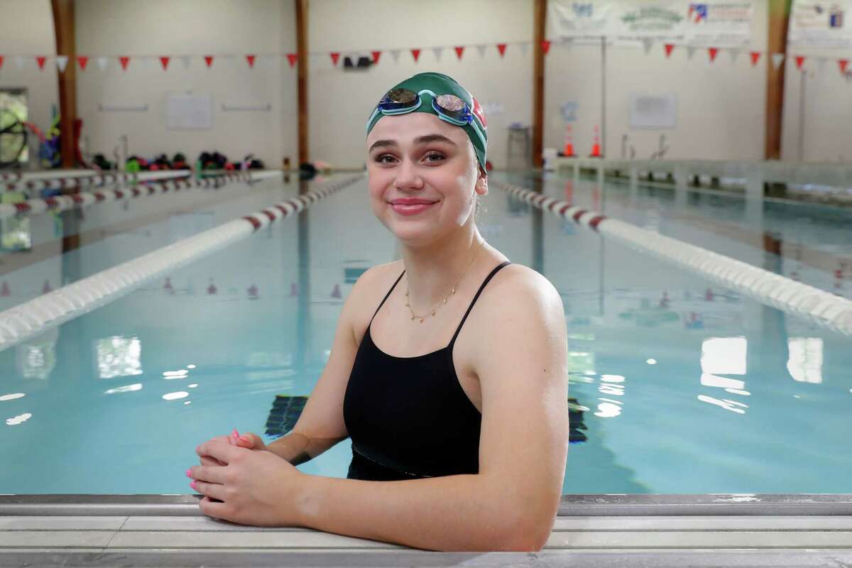 Agh Girls Swimmer Of The Year The Woodlands Zoe Nordmann