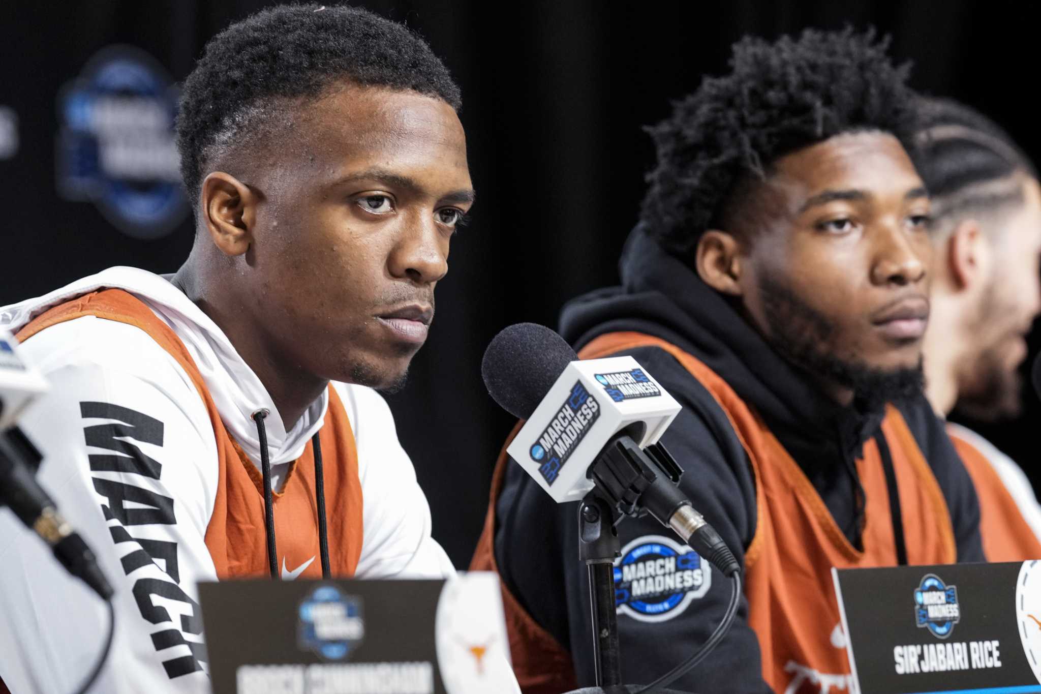 Spur sign Texas-ex Sir'Jabari Rice to a two-way contract