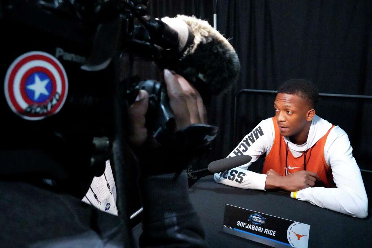 University of Texas basketball: Longhorns laughing all the way