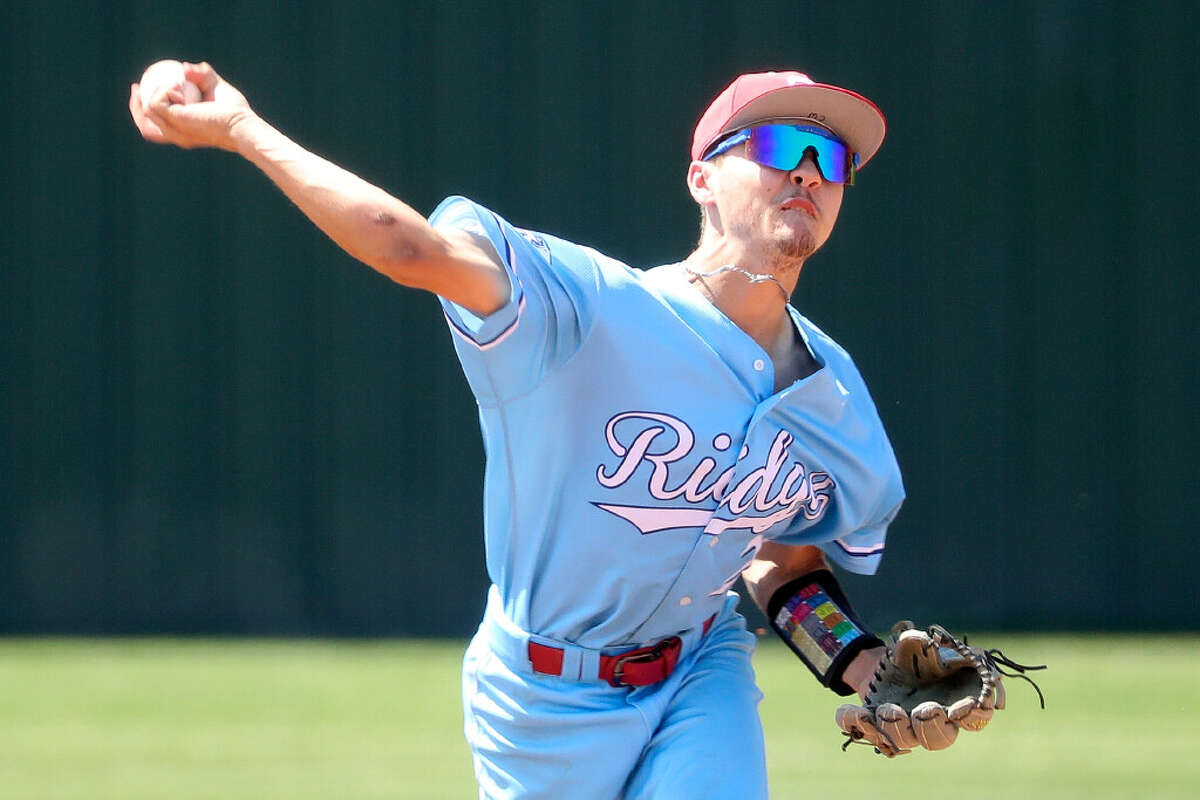 Oak Ridge handles New Caney in 13-6A action