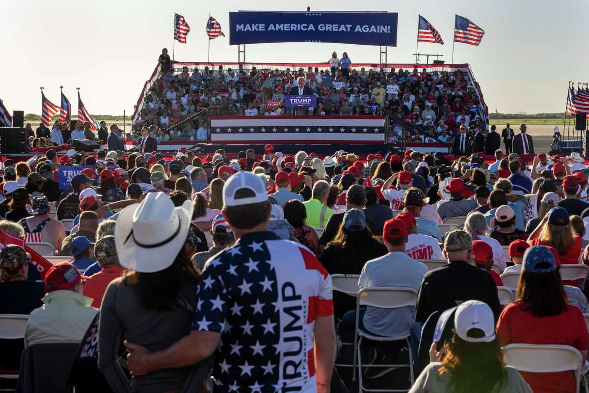 Trump at Waco rally: ‘When they go after me, they go after you.’