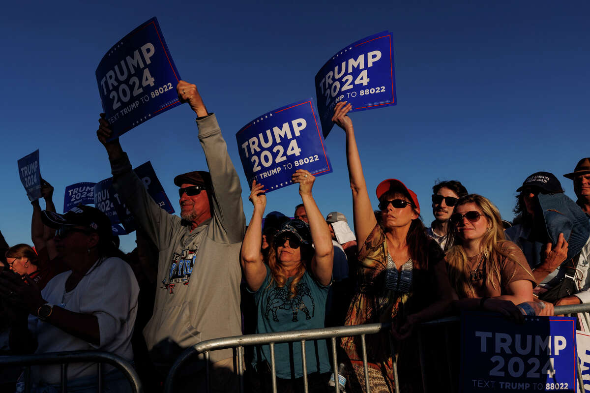 Trump at Waco rally: ‘When they go after me, they go after you.’