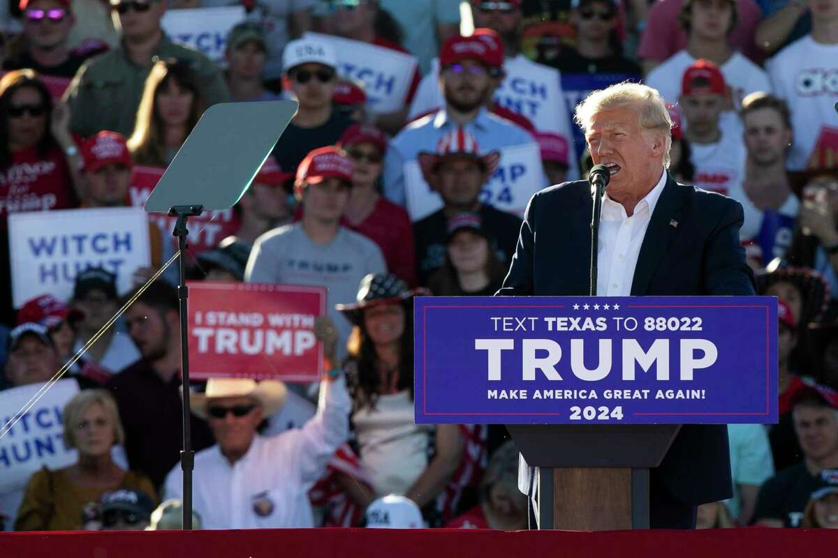 Trump at Waco rally: ‘When they go after me, they go after you.’