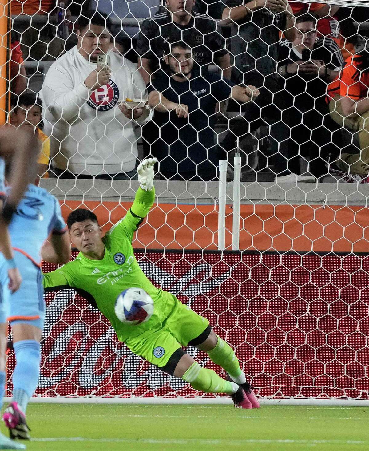 Amine Bassi leads Houston Dynamo to win over New York City FC