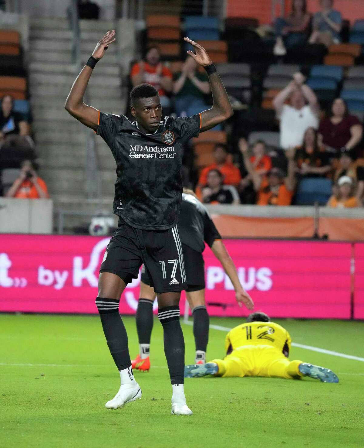 Amine Bassi leads Houston Dynamo to win over New York City FC