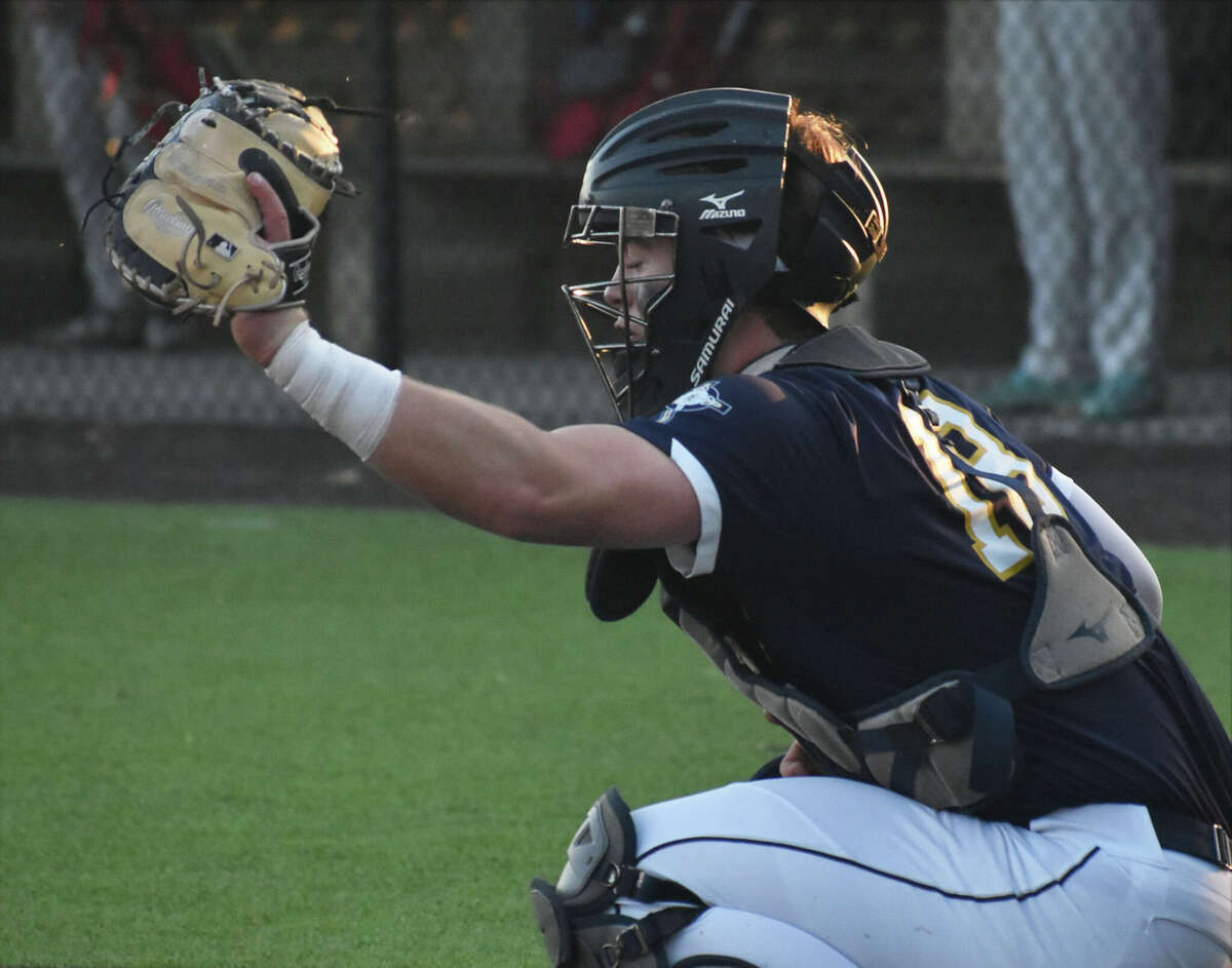 Father McGivney takes two, improves to 6-0