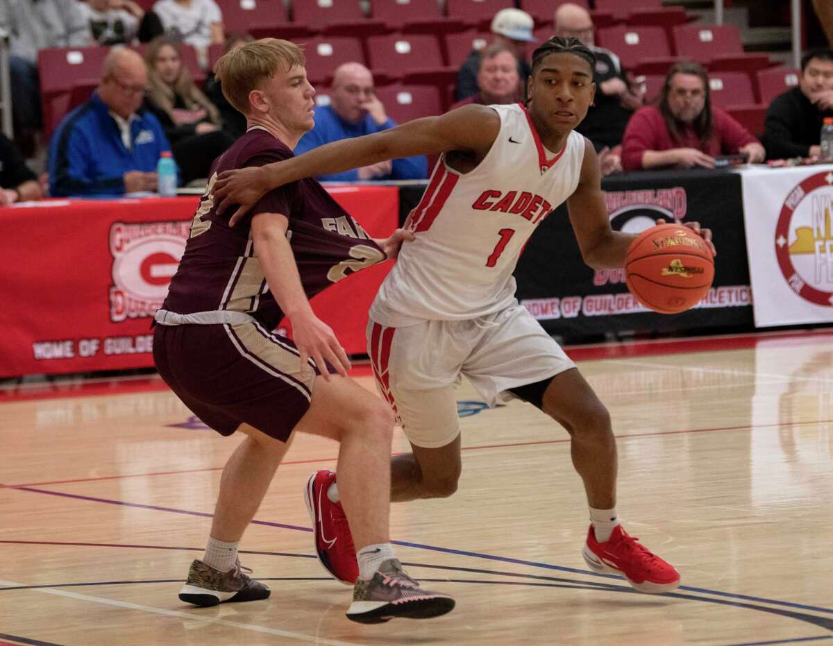 Late rally not enough to get Albany Academy Class A Federation crown