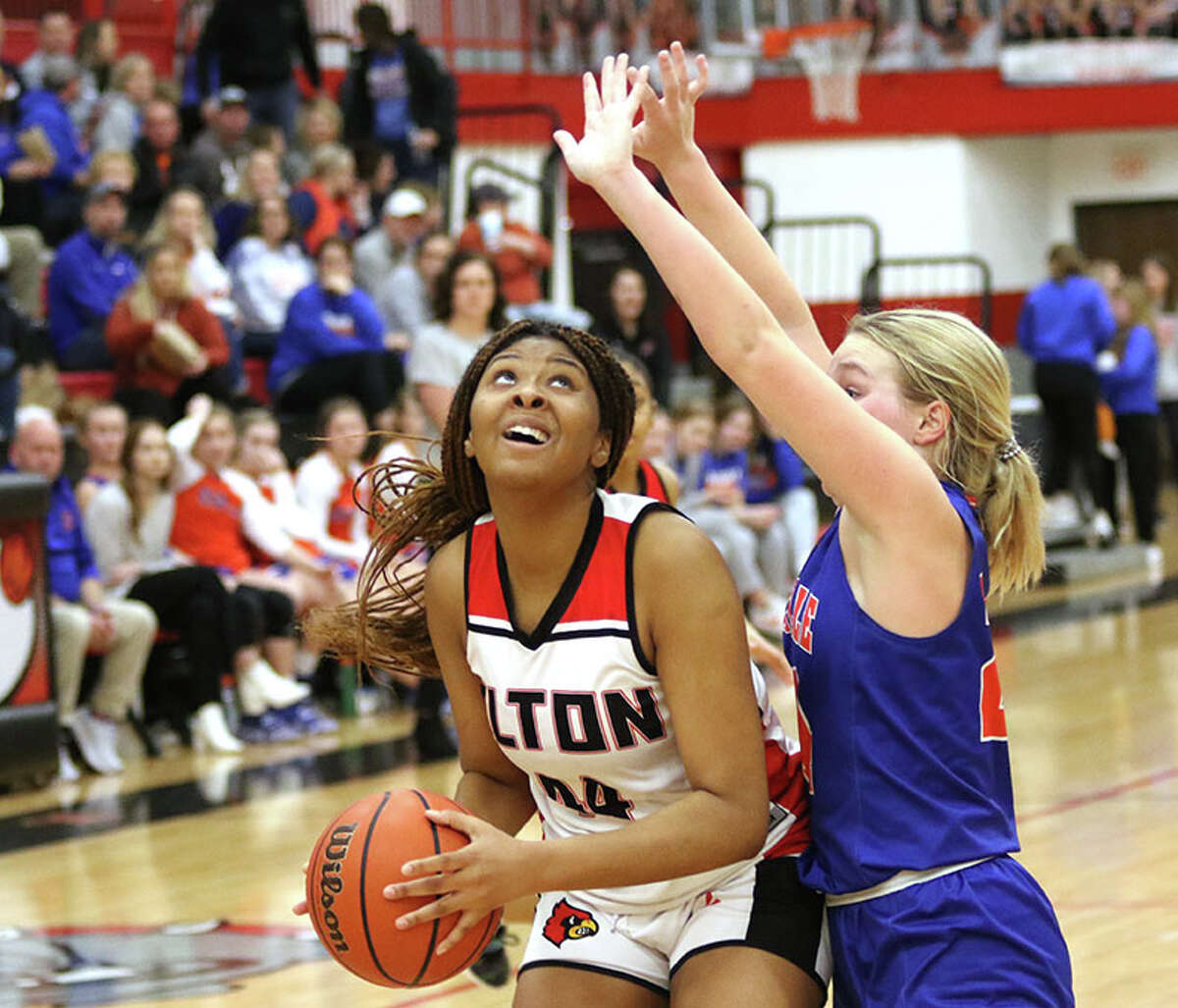 CM's Sam Buckley, Alton's Kiyoko Proctor take top Gallatin Awards