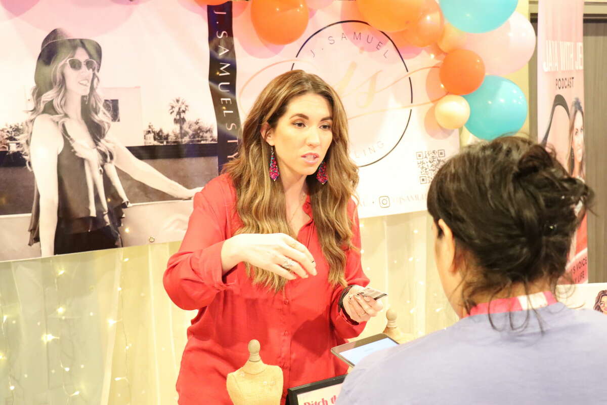 Southeast Texas wardrobe stylist Jenilee Samuel enhancing one's attire