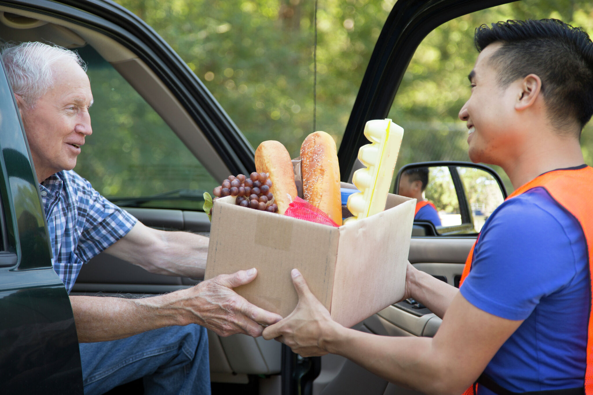 Feeding America to host food distribution event, movie night