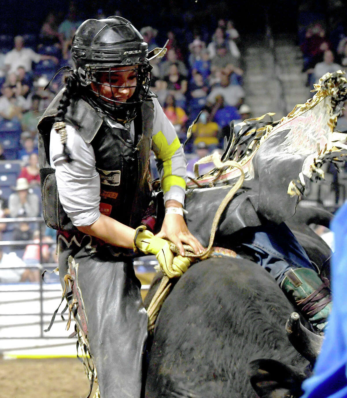 Lady bull riders thrill crowds at South Texas State Fair