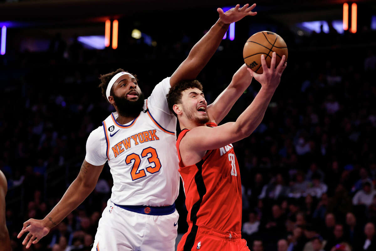 Houston Rockets fail to match up defensively vs. New York Knicks