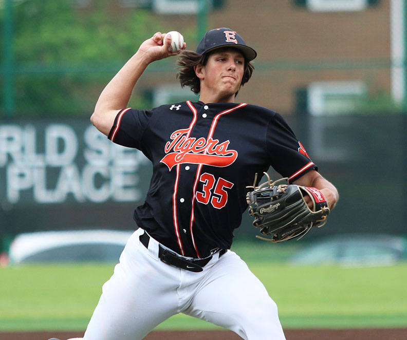 EA-WR baseball beats Calhoun; Marquette streaks on