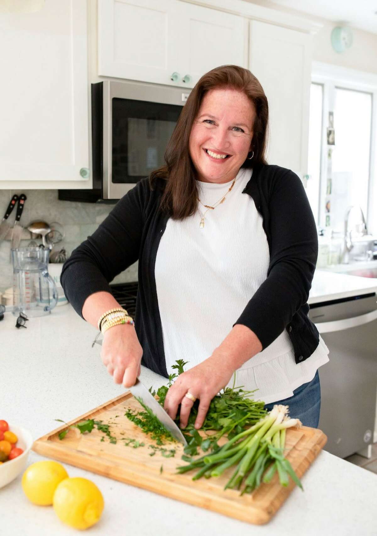 Trumbull food influencer builds toward 1 million Instagram followers