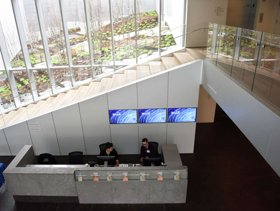 Lois Dodd exhibit marks Greenwich's Bruce Museum reopening