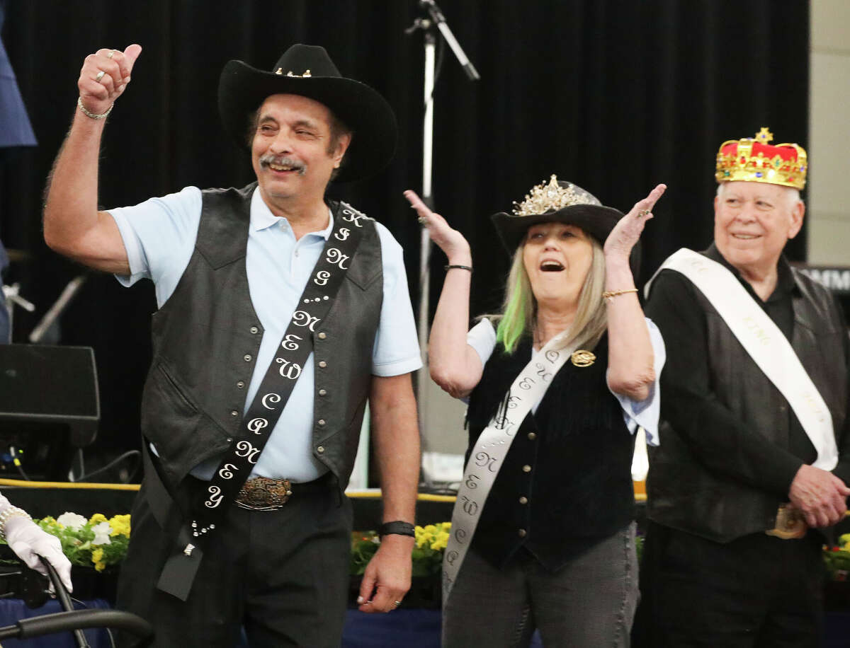 Crowning Achievement: Montgomery County fair salutes seniors