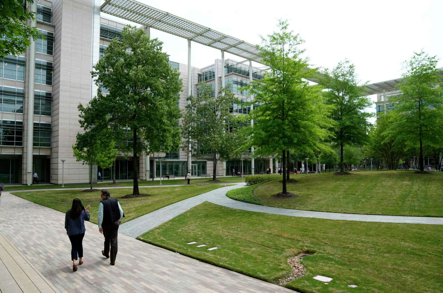 Exxon officially moves headquarters to Houston-area campus