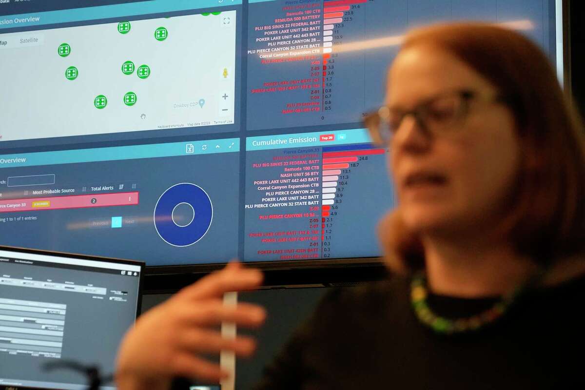 Exxon tracks methane emissions in Permian from new Houston base