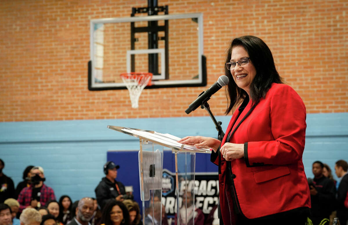 NCAA Final Four Legacy Project: Local community center gets new court