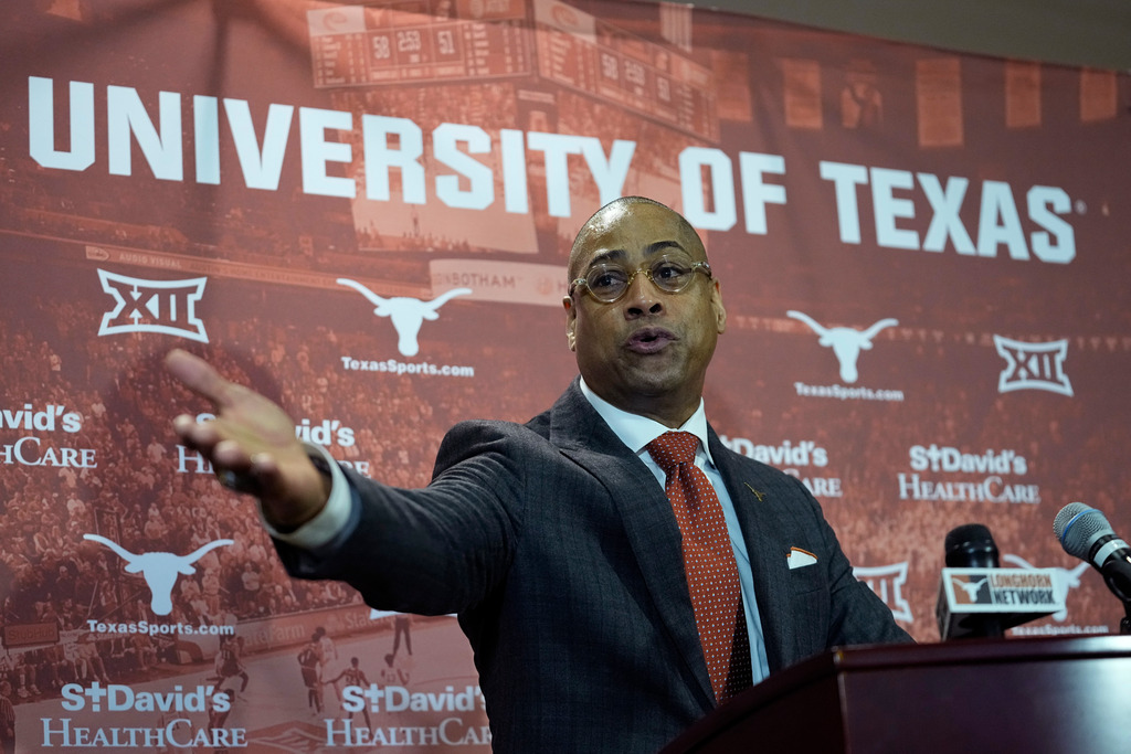Details of Texas basketball coach Rodney Terry's contract revealed