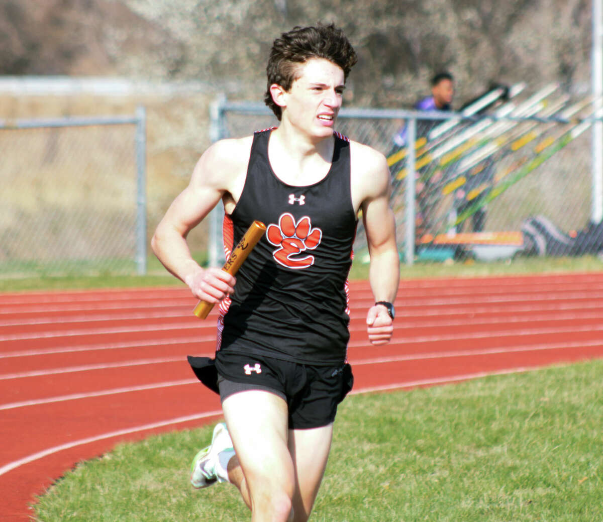 Edwardsville boys win SWIL Relays; girls take second