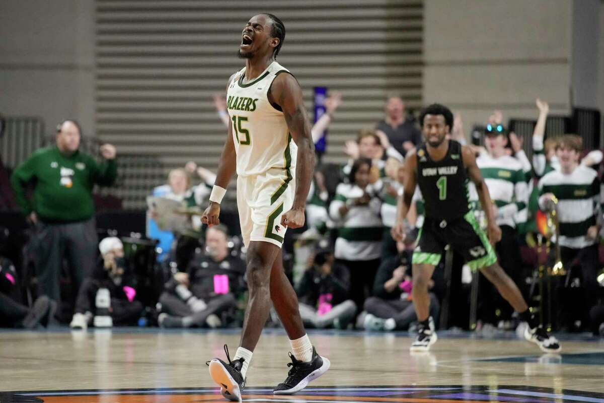 Cal coaching candidate Mark Madsen’s Utah Valley loses in NIT semis