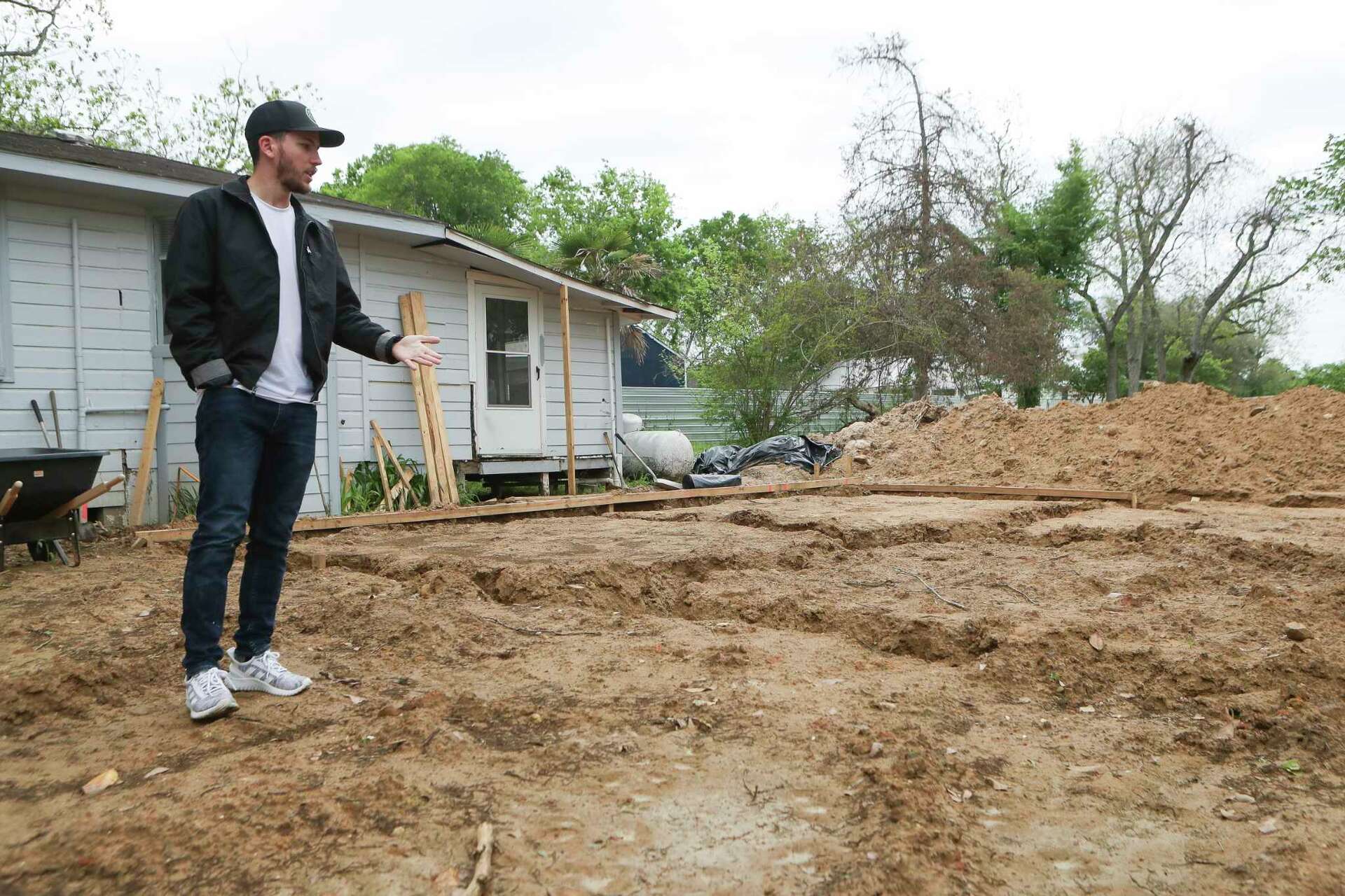Father-son YouTube duo takes on Montgomery home built in early 1900s