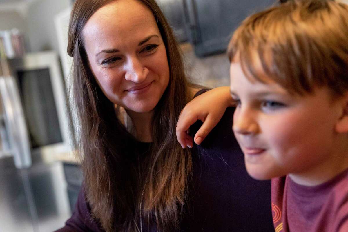 San Antonio author writes of love, divorce and menstruation