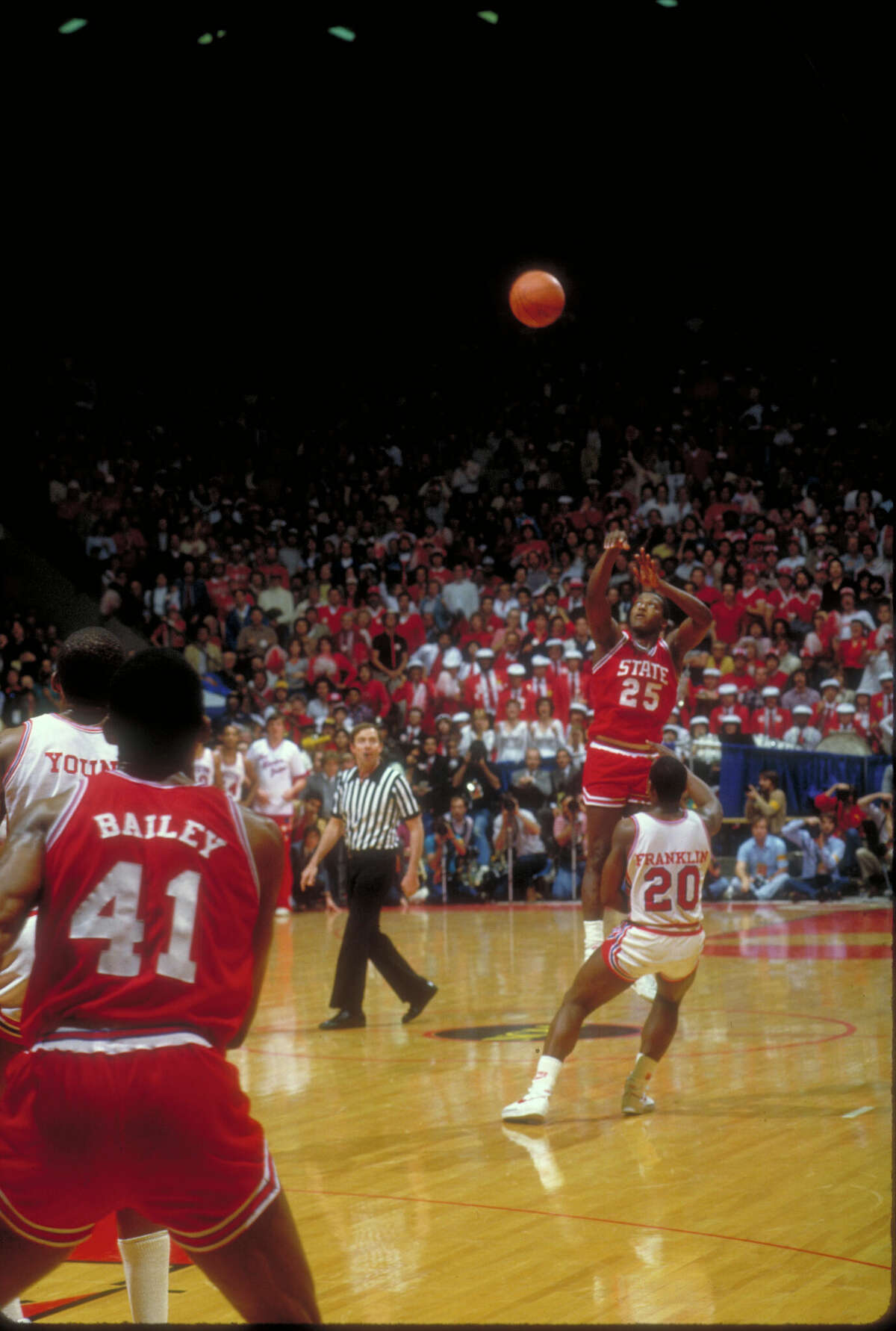 Final Four: How UH's Phi Slama Jama was stunned by NC State in 1983