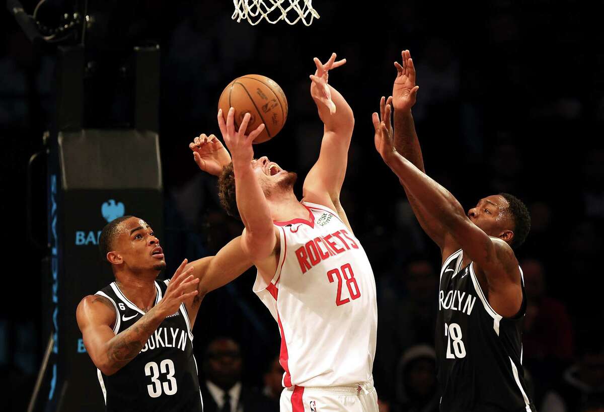 Houston Rockets: Issues defending 3-pointers pop up again in loss